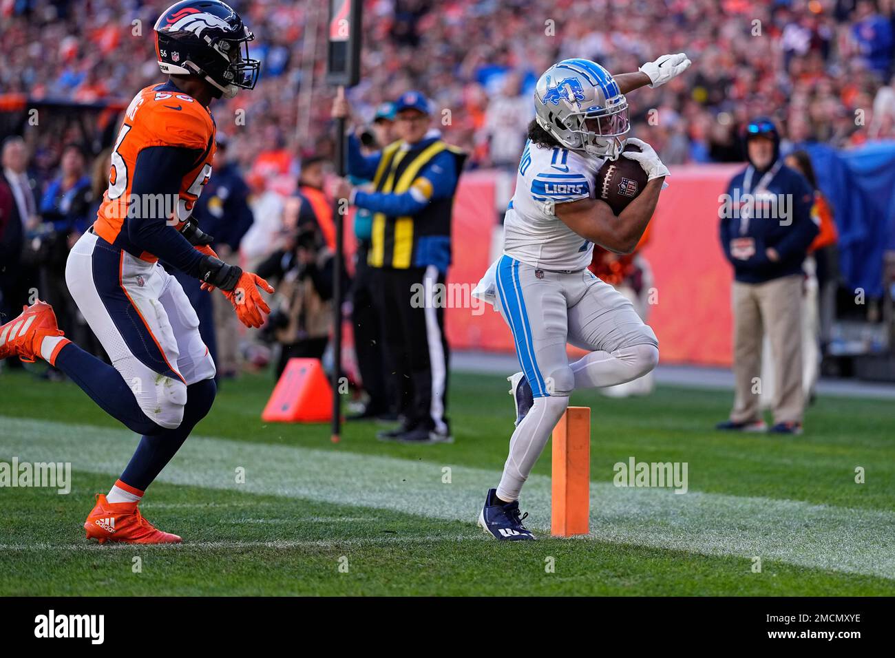 Detroit Lions wide receiver Kalif Raymond (11) runs in for a touchdown ...