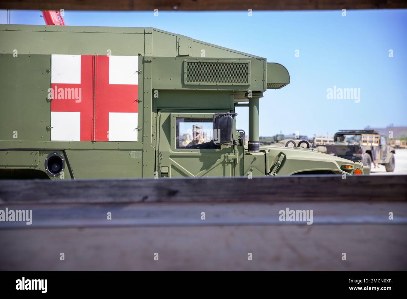 U.S. Army Soldiers assigned to Headquarters and Headquarters Company ...