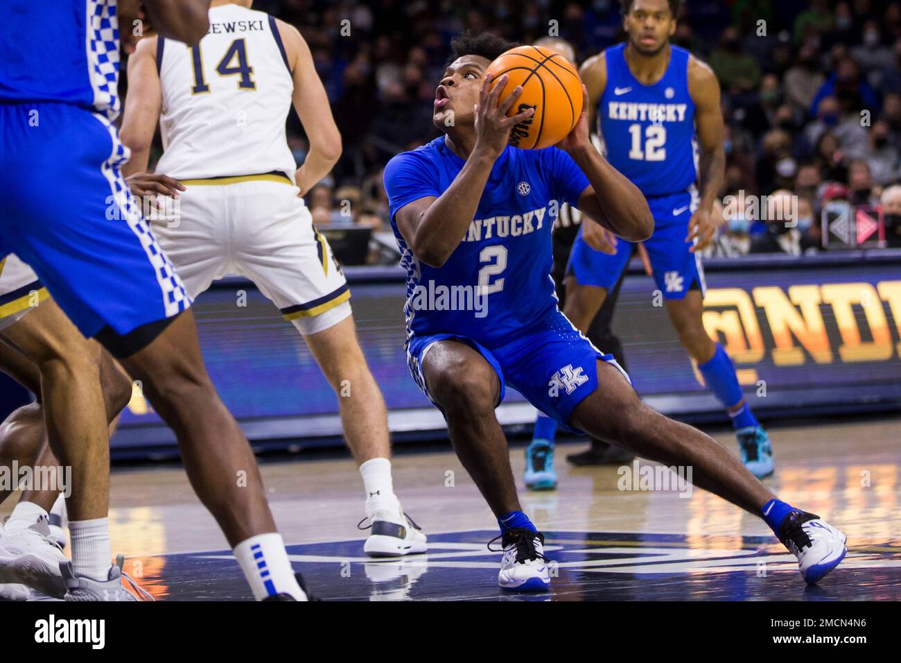 Kentucky's Sahvir Wheeler (2) looks for a shot during an NCAA college ...