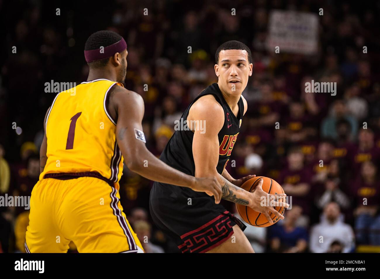 USC guard Kobe Johnson (0) prepares to pass the ball in the first half ...