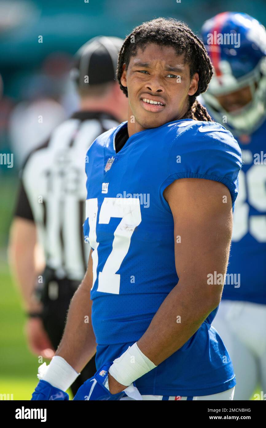 New York Giants running back Gary Brightwell (37) stands on the field ...