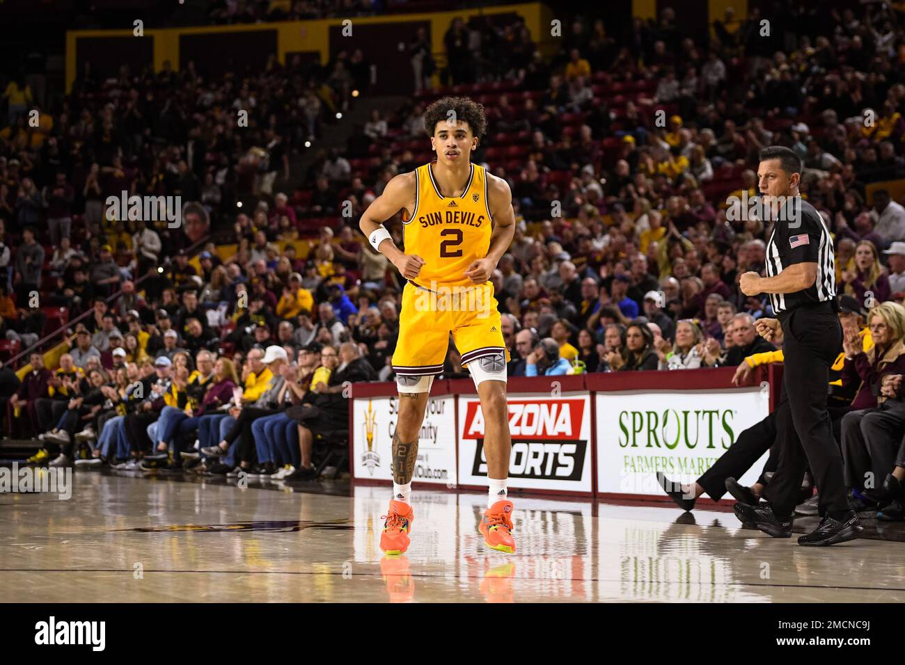 Arizona State guard Austin Nunez (2) awaits an inbound pass in the ...