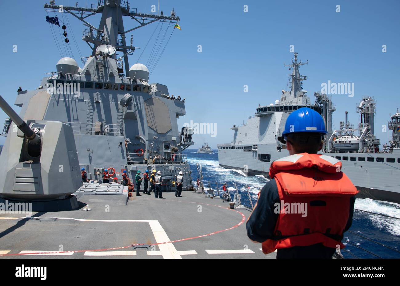 220707-N-DH616-0017 MEDITERRANEAN SEA (July 7, 2022) Arleigh Burke ...