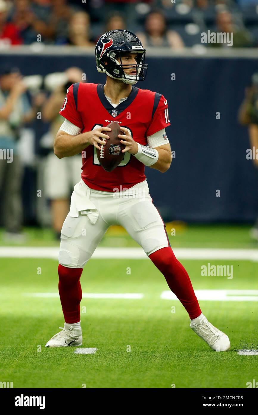 Houston Texans quarterback Davis Mills (10) looks to pass during an NFL ...