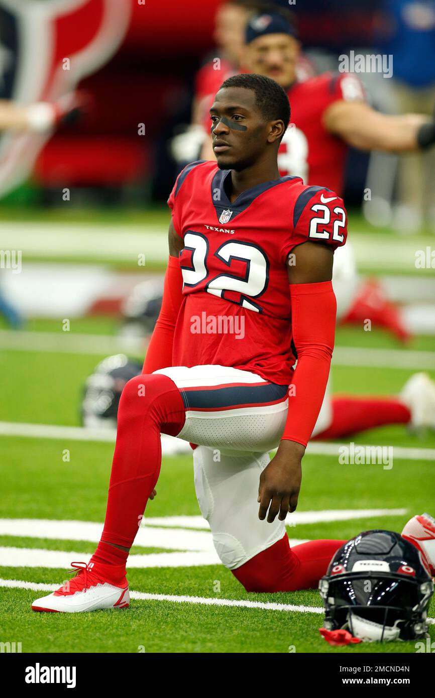 Houston Texans defensive back Jimmy Moreland (22) warms up before an ...