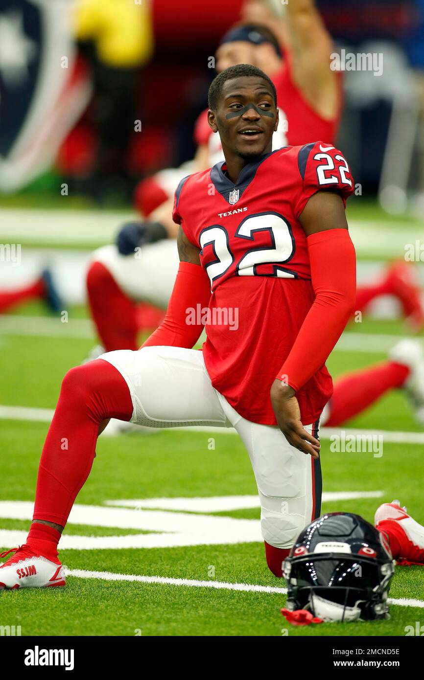 Houston Texans defensive back Jimmy Moreland (22) warms up before an ...
