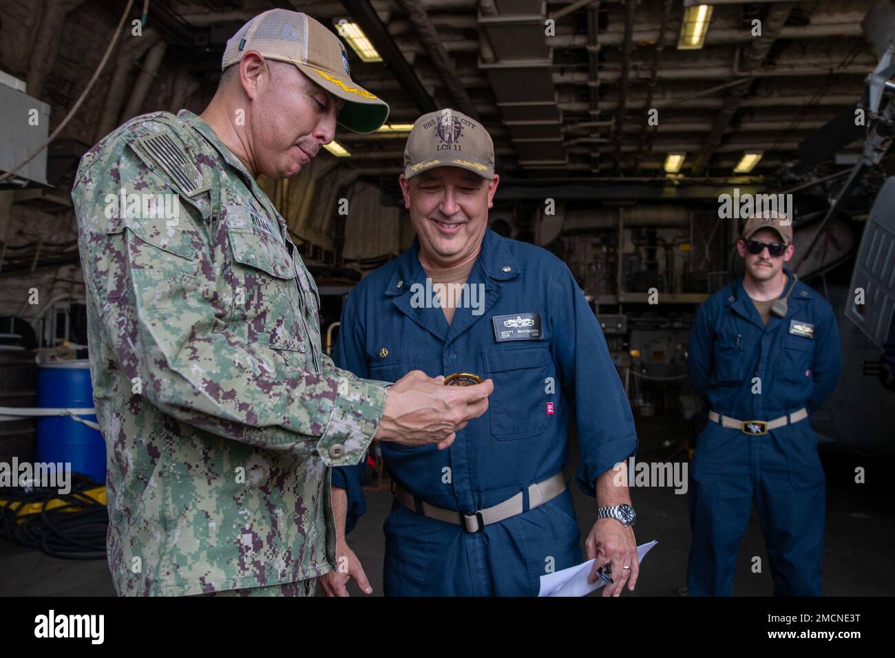 220707-N-NR343-1033 NAVAL SUPPORT ACTIVITY BAHRAIN (July 7, 2022) Cmdr ...