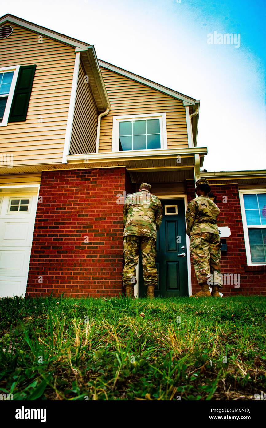 Maj. Gen. Mark T. Simerly, CASCOM and Fort Lee commanding general, and ...