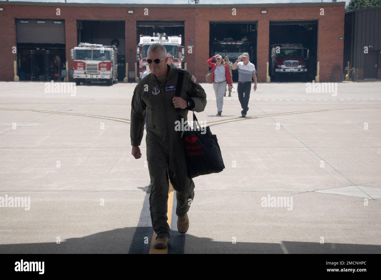 Cyber e tail hi-res stock photography and images - Alamy