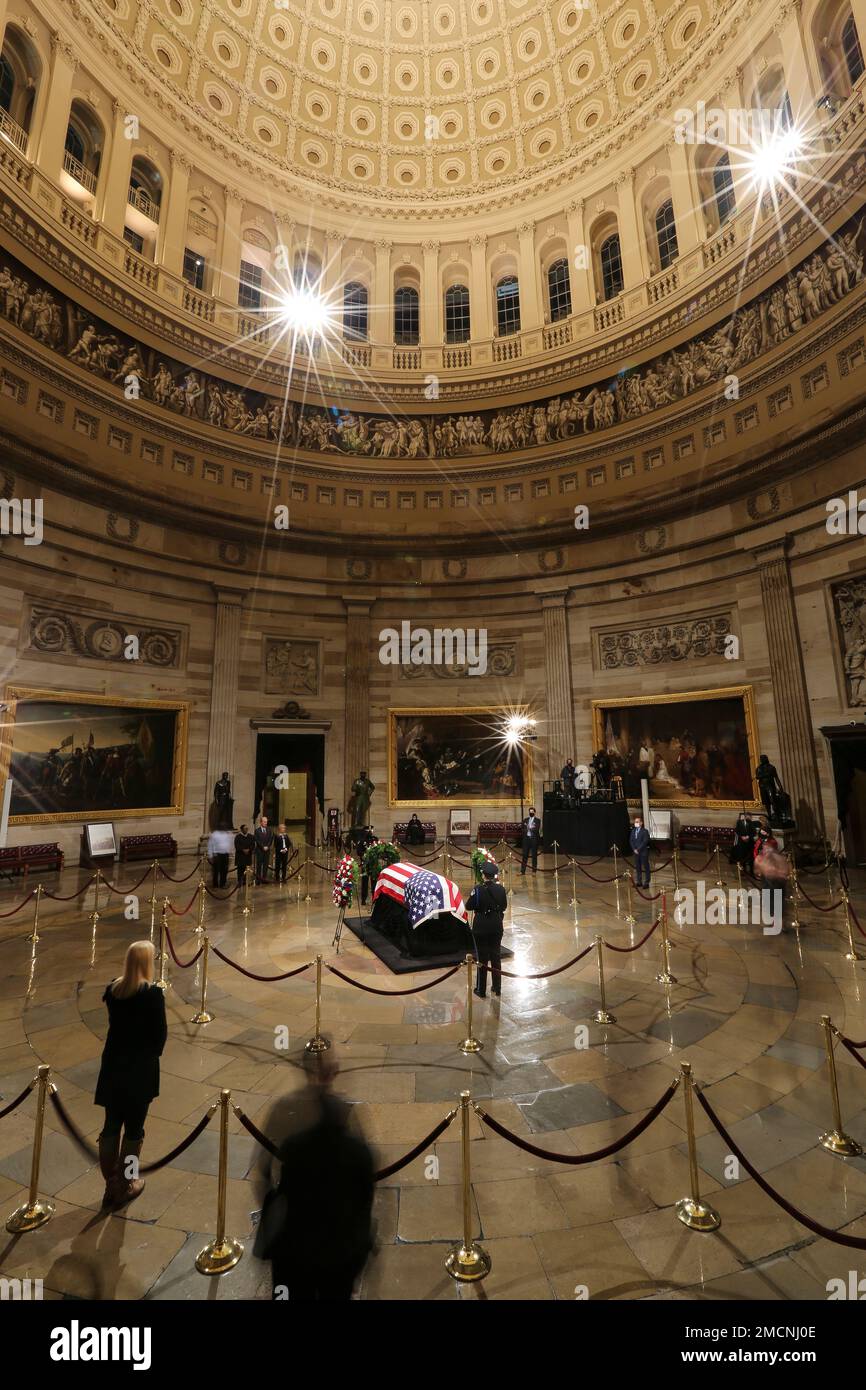 The casket of former Sen. Robert Dole lies in state at the Rotunda of ...