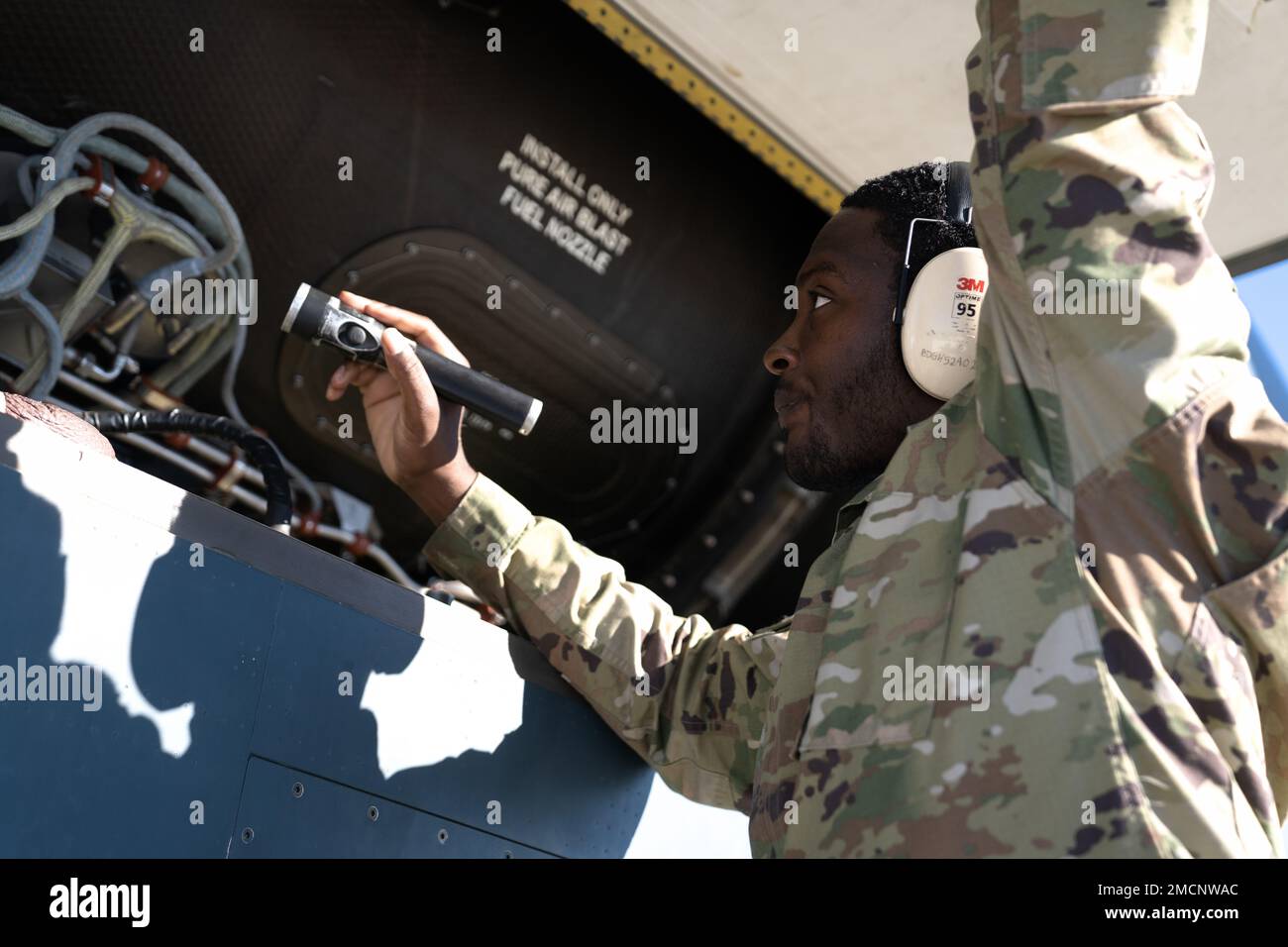319th aircraft maintenance squadron hi-res stock photography and images ...