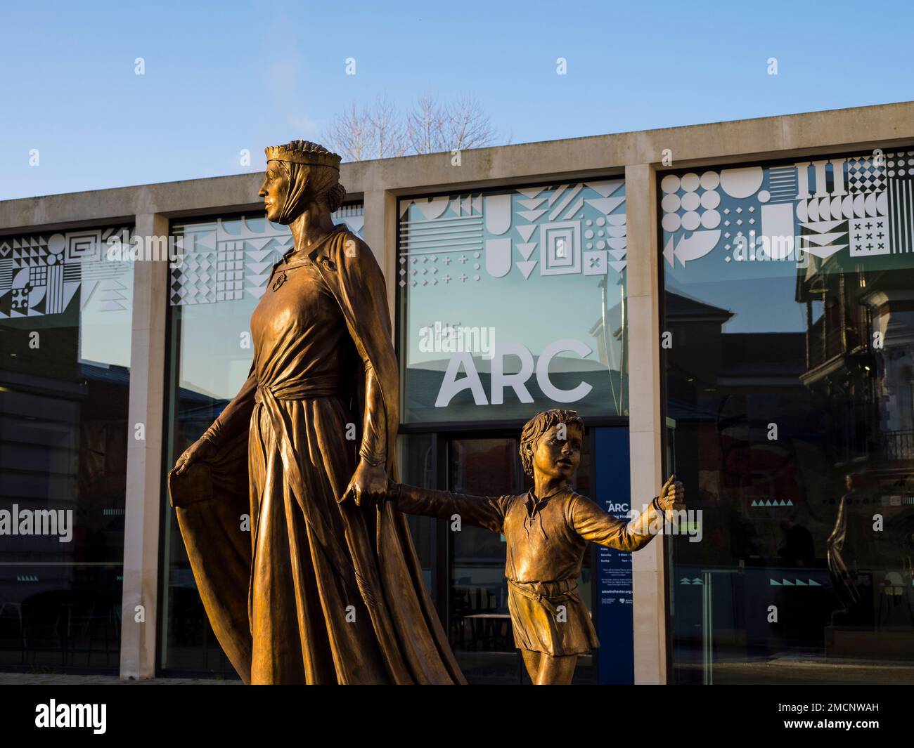 Licoricia of Winchester Statue, Outside, The Arc, Winchester Library ...