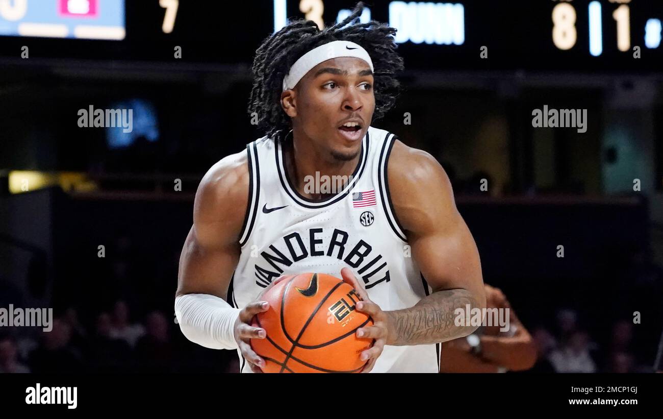 Vanderbilt's Jamaine Mann plays against Temple in an NCAA college ...