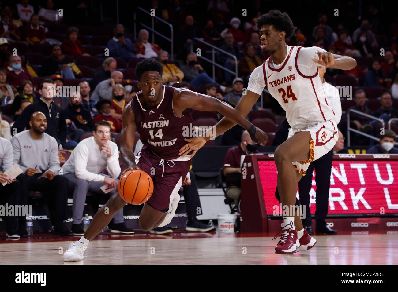 Eastern Kentucky forward Devontae Blanton (14) drives against Southern ...