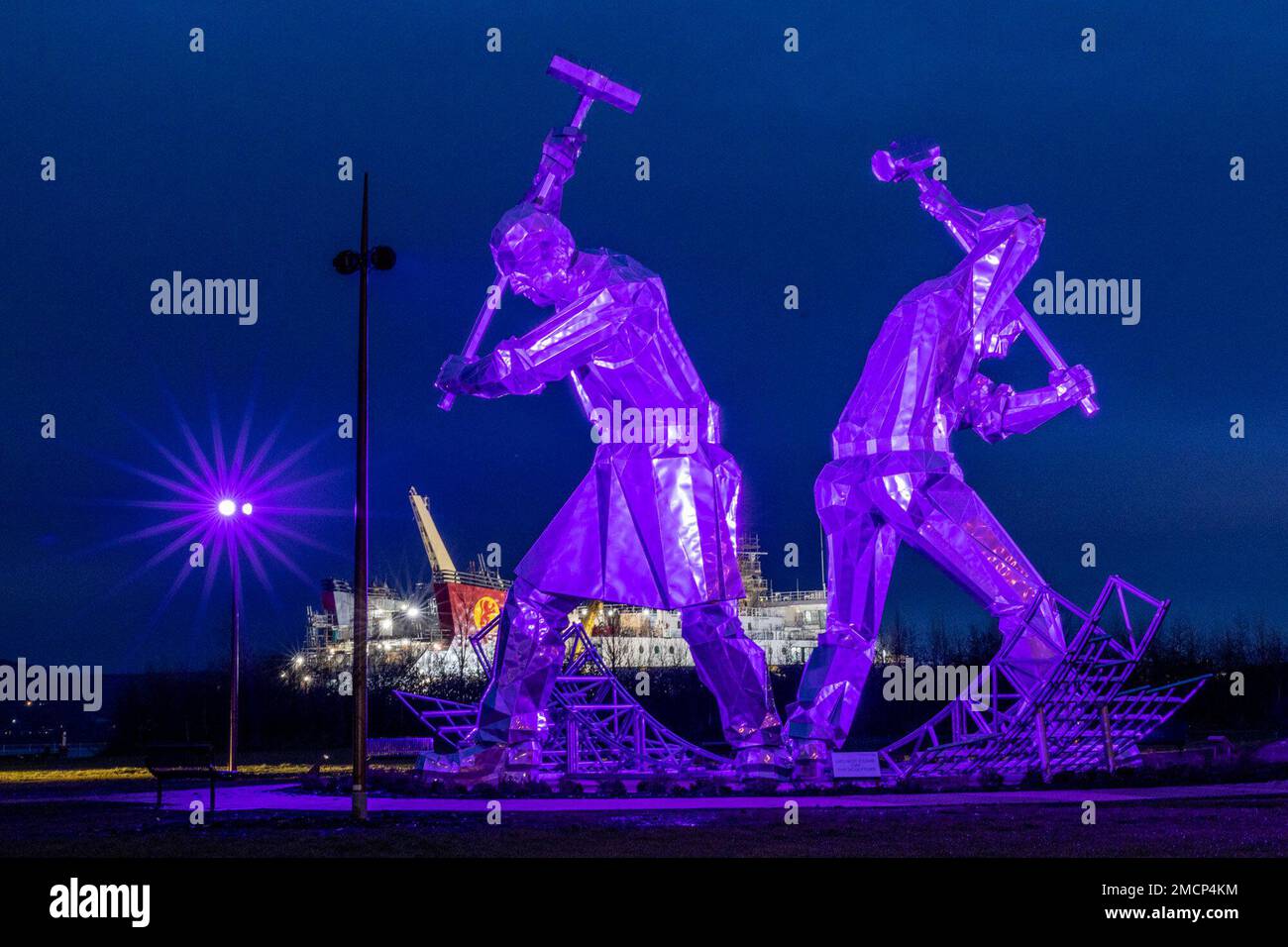 Greenock, United Kingdom. 21 January, 2023 Pictured: The Shipbuilders of Port Glasgow sculpture ...