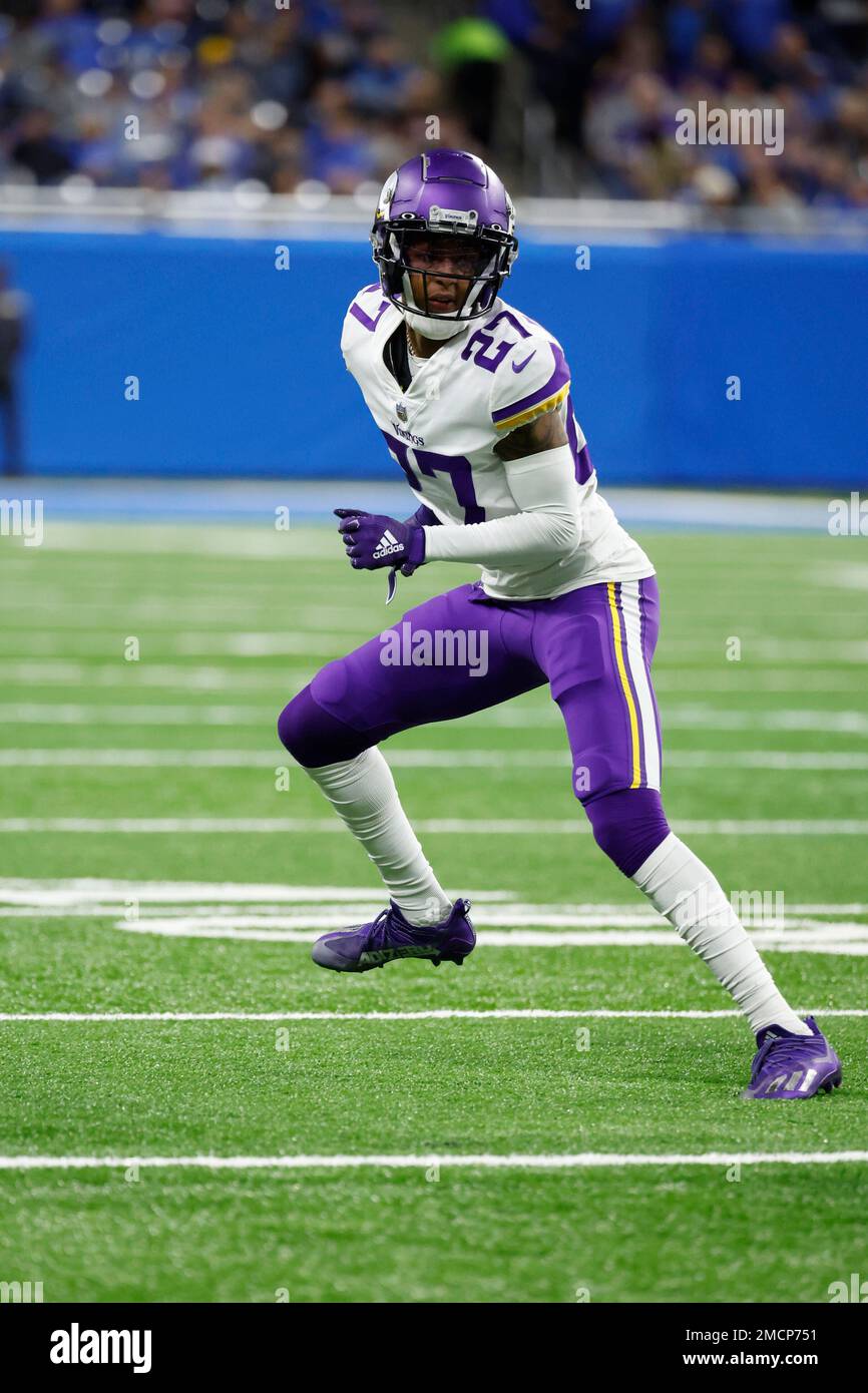 Minnesota Vikings cornerback Cameron Dantzler (27) pursues a play on ...