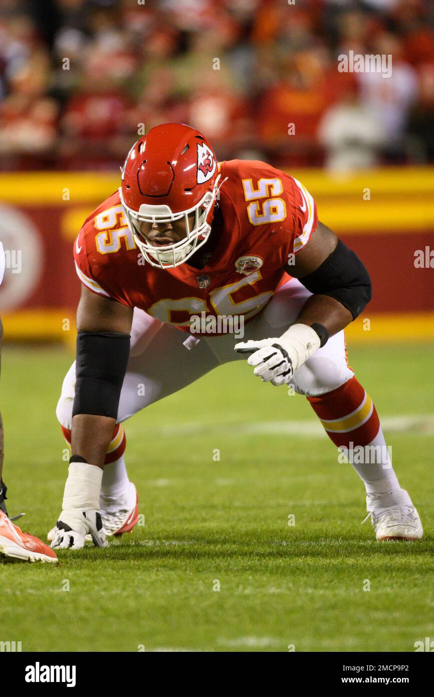 Kansas City Chiefs guard Trey Smith prepares to rush during the first ...