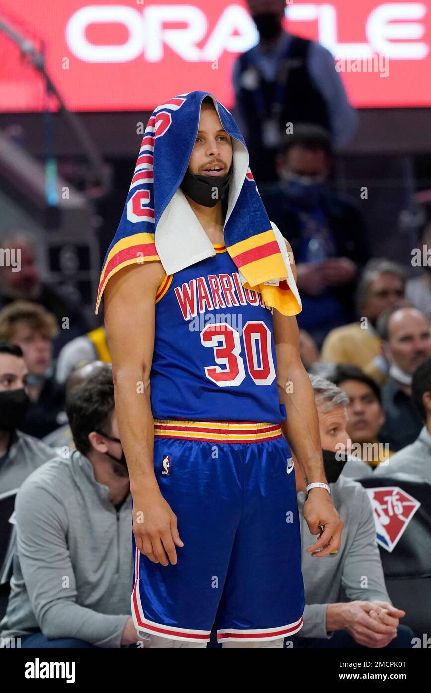 Golden State Warriors guard Stephen Curry (30) during an NBA basketball ...