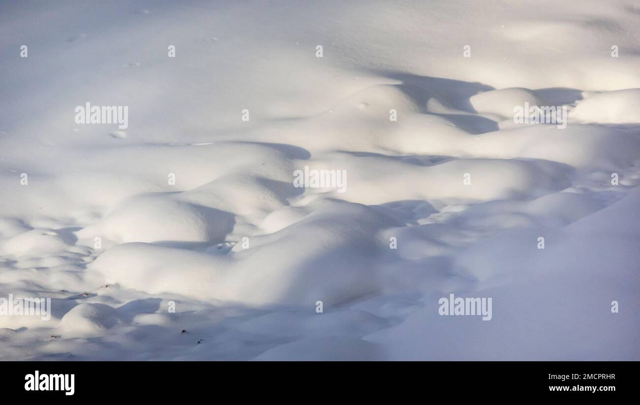 Snowdrift pattern hi-res stock photography and images - Alamy
