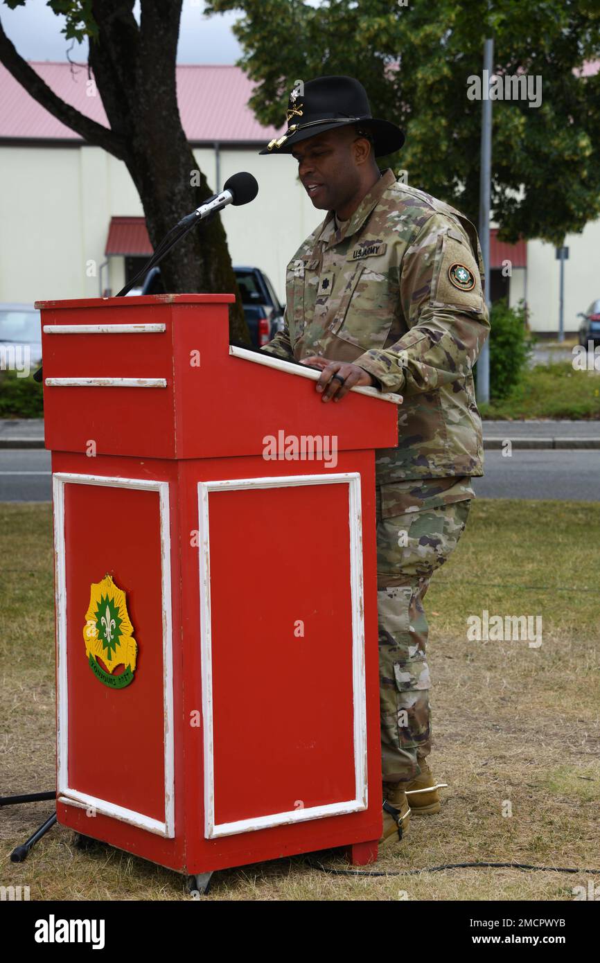 U.S. Army Lt. Col. John Davis Jr. gives his parting words during the ...