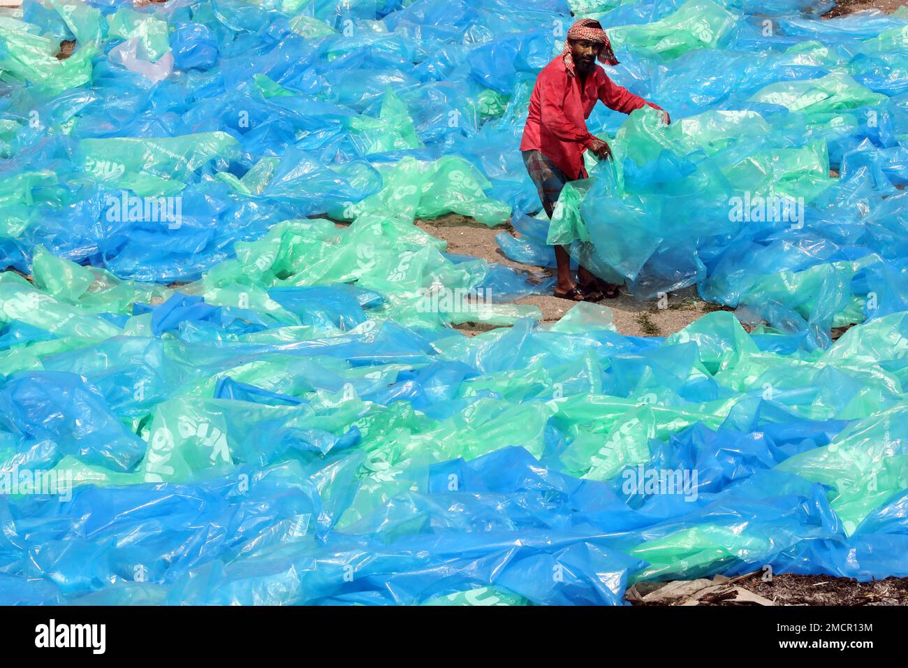 Drying plastic bags hi-res stock photography and images - Alamy