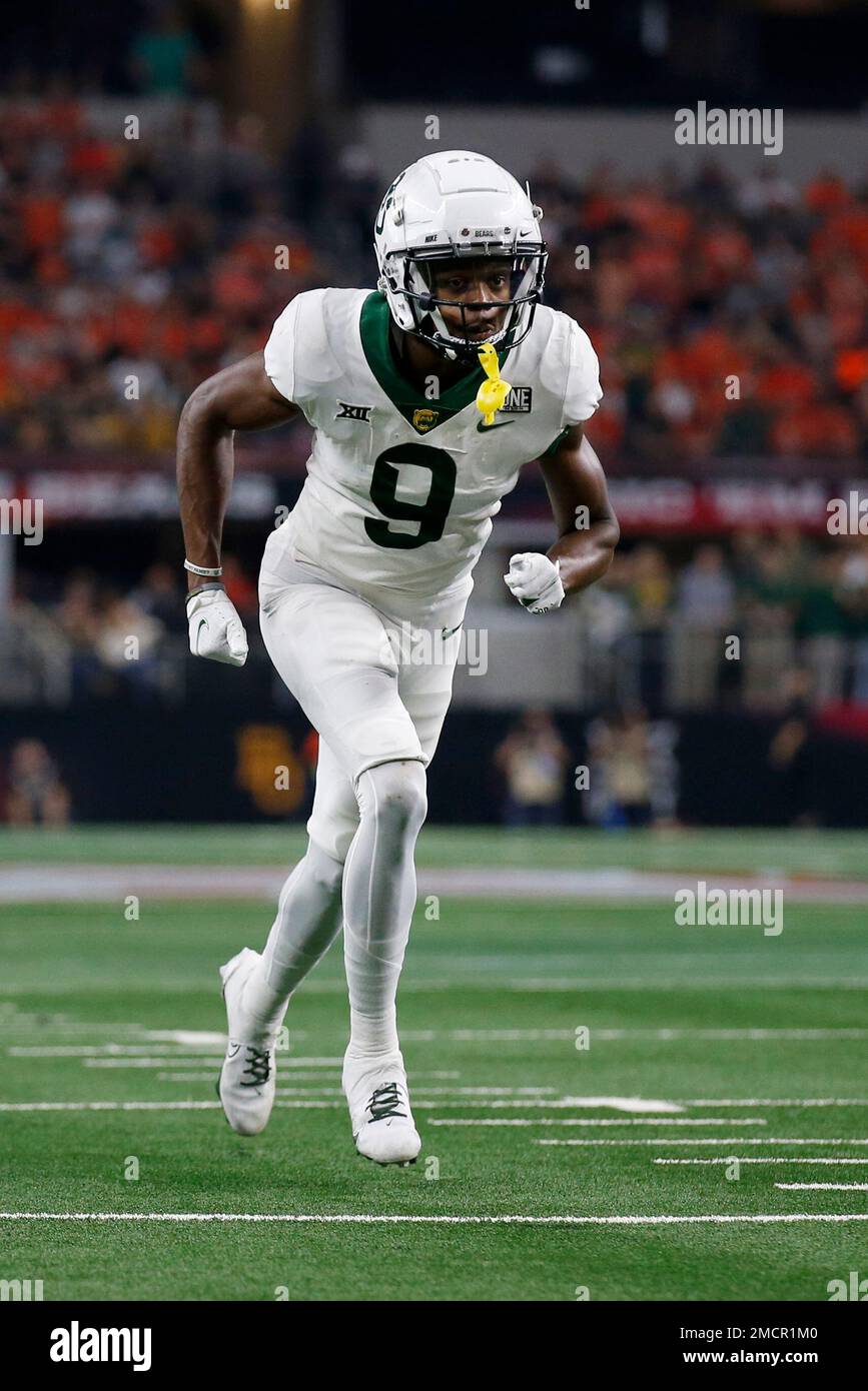 Baylor wide receiver Tyquan Thornton runs a route during the first half ...