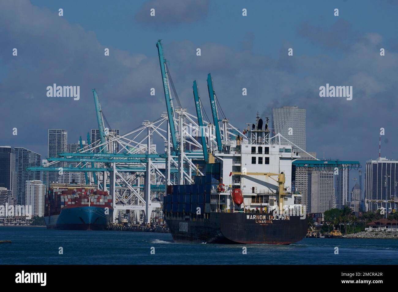Dolphin with ship hi-res stock photography and images - Alamy