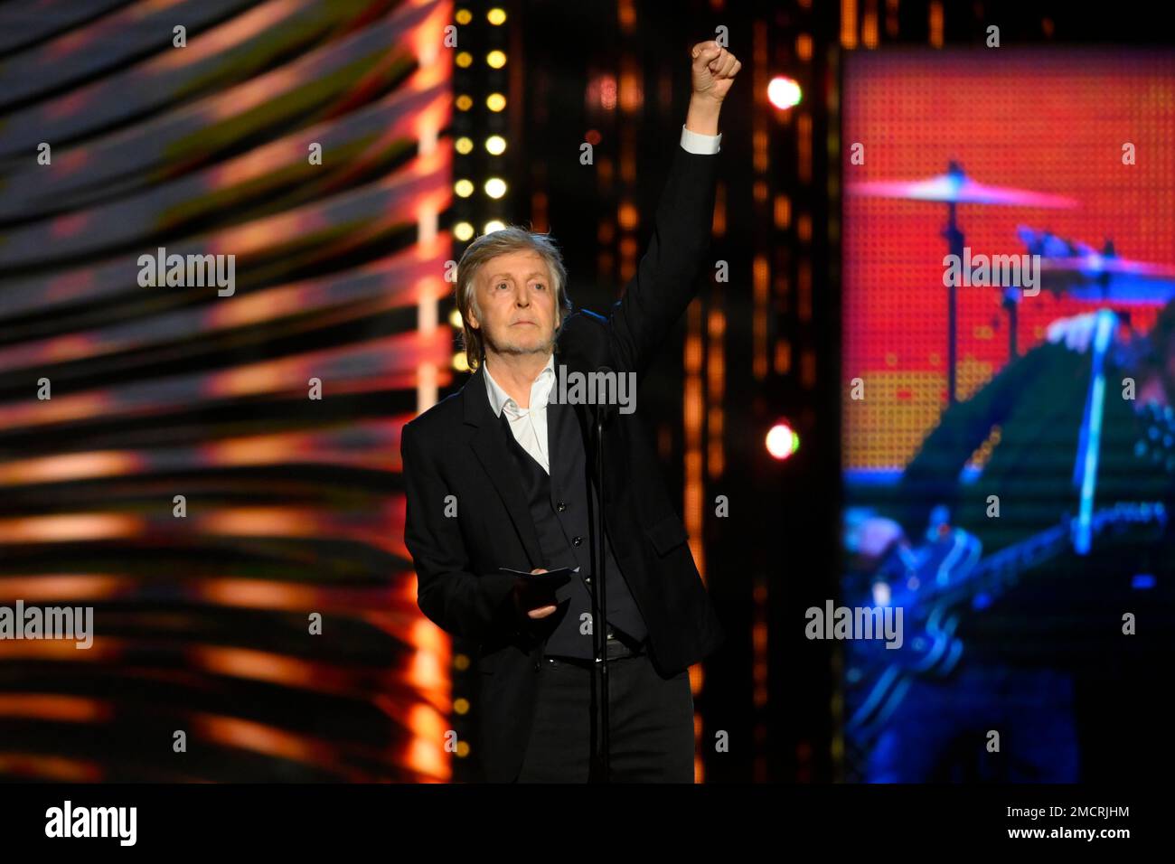 Paul McCartney, presenter for the Foo Fighters, speaks during the Rock ...
