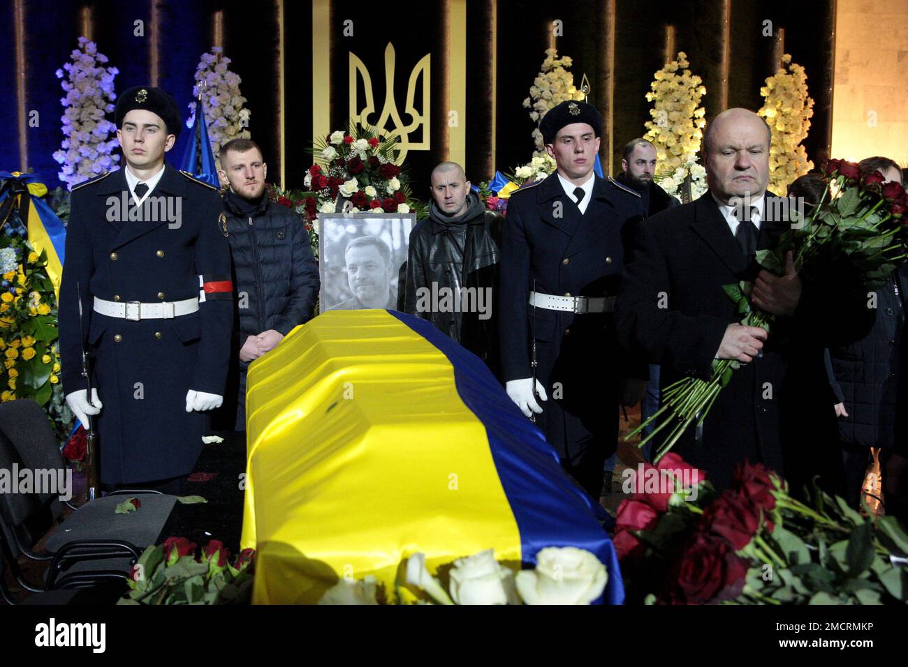 Non Exclusive: KYIV, UKRAINE - JANUARY 21, 2023 - Mourners and honour ...