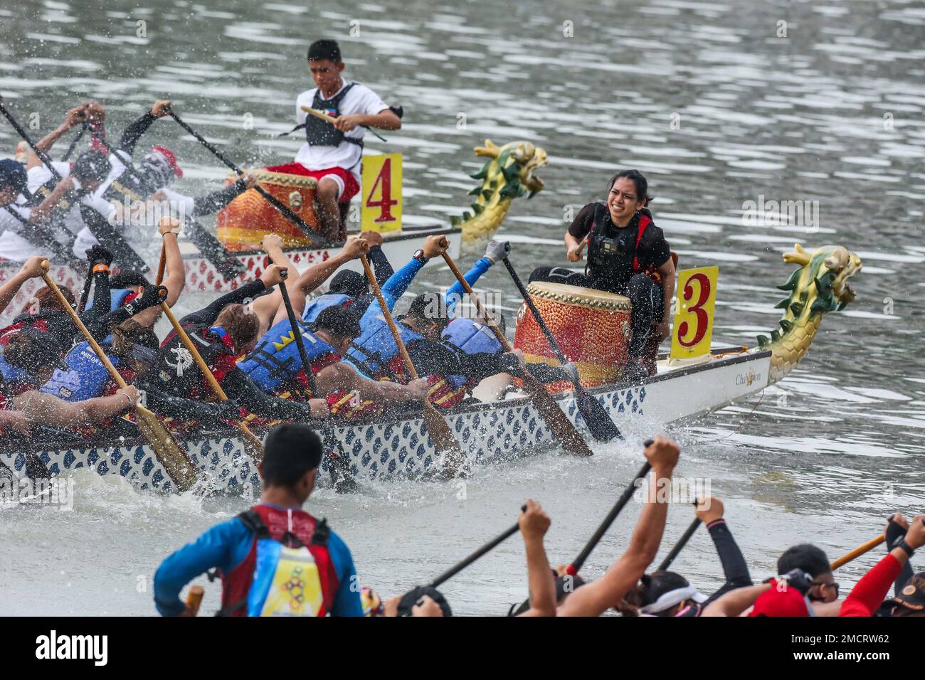 Manila, Philippines. 22nd Jan, 2023. Rowing teams participate in a ...