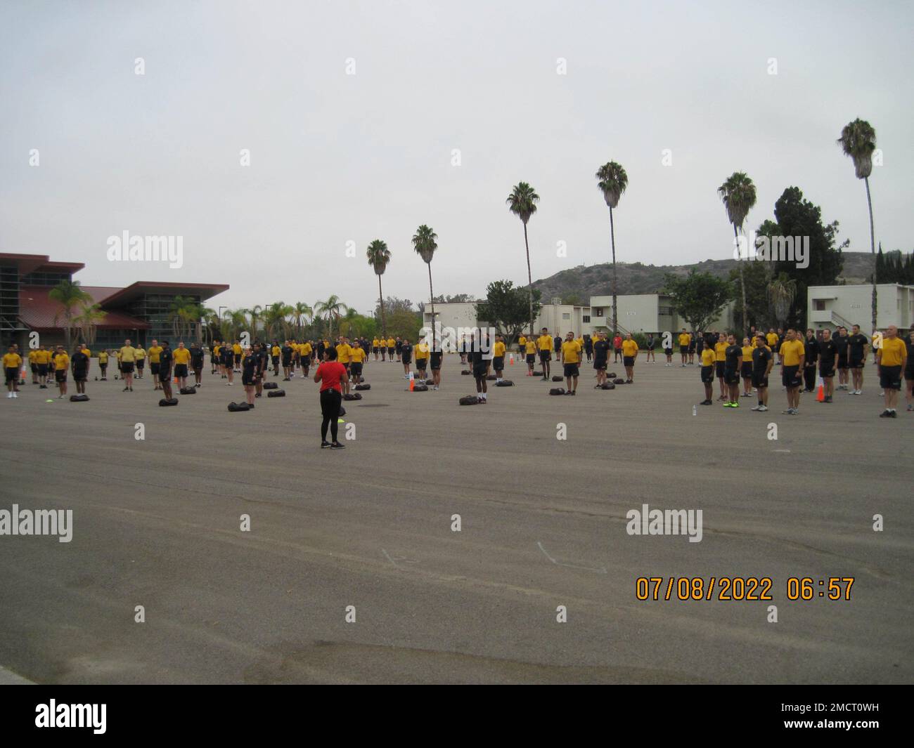 1st Medical Battalion conducts physical training Stock Photo - Alamy
