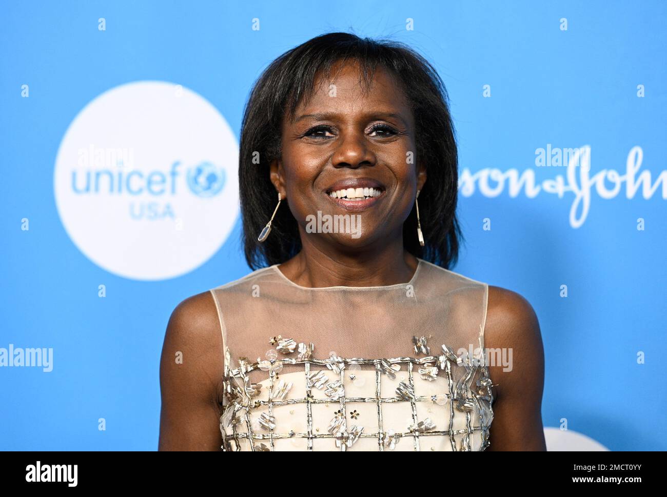 Deborah Roberts attends the UNICEF at 75 Celebration at Jazz at Lincoln ...