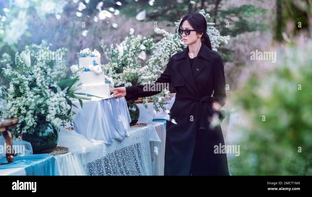 SONG-HYE-KYO in THE GLORY (2022), directed by GIL HO AHN. Credit: Hwa ...