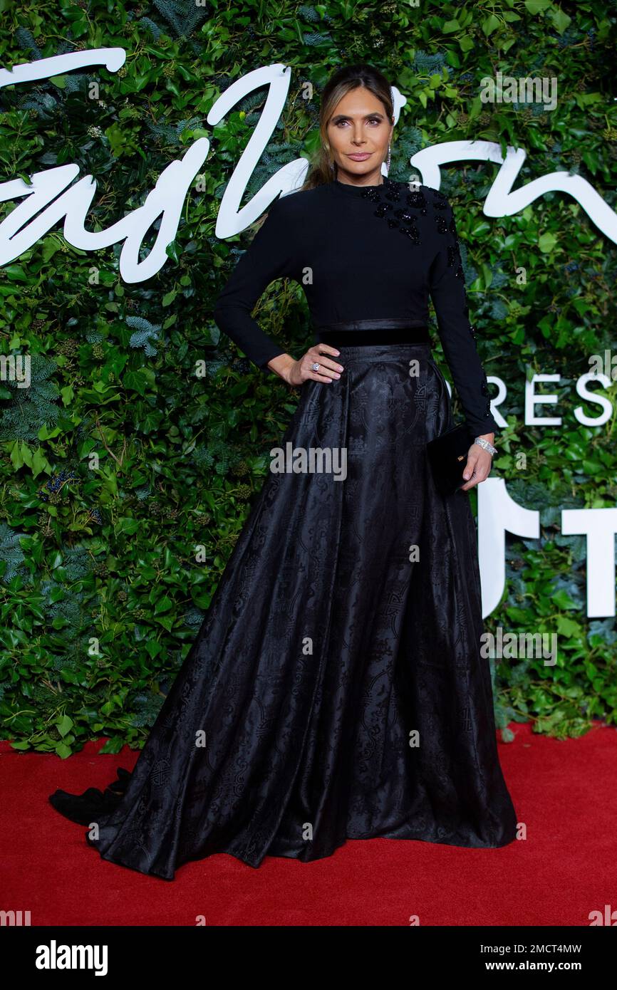 Ayda Field poses for photographers upon arrival at the The Fashion ...