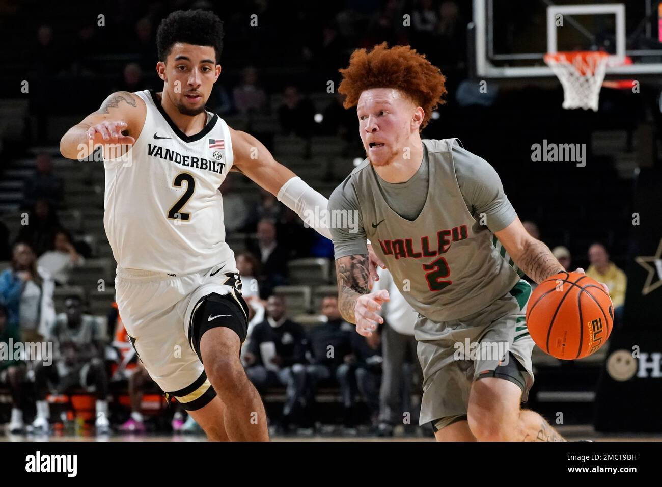 Mississippi Valley State guard Elijah Davis, right, drives against ...