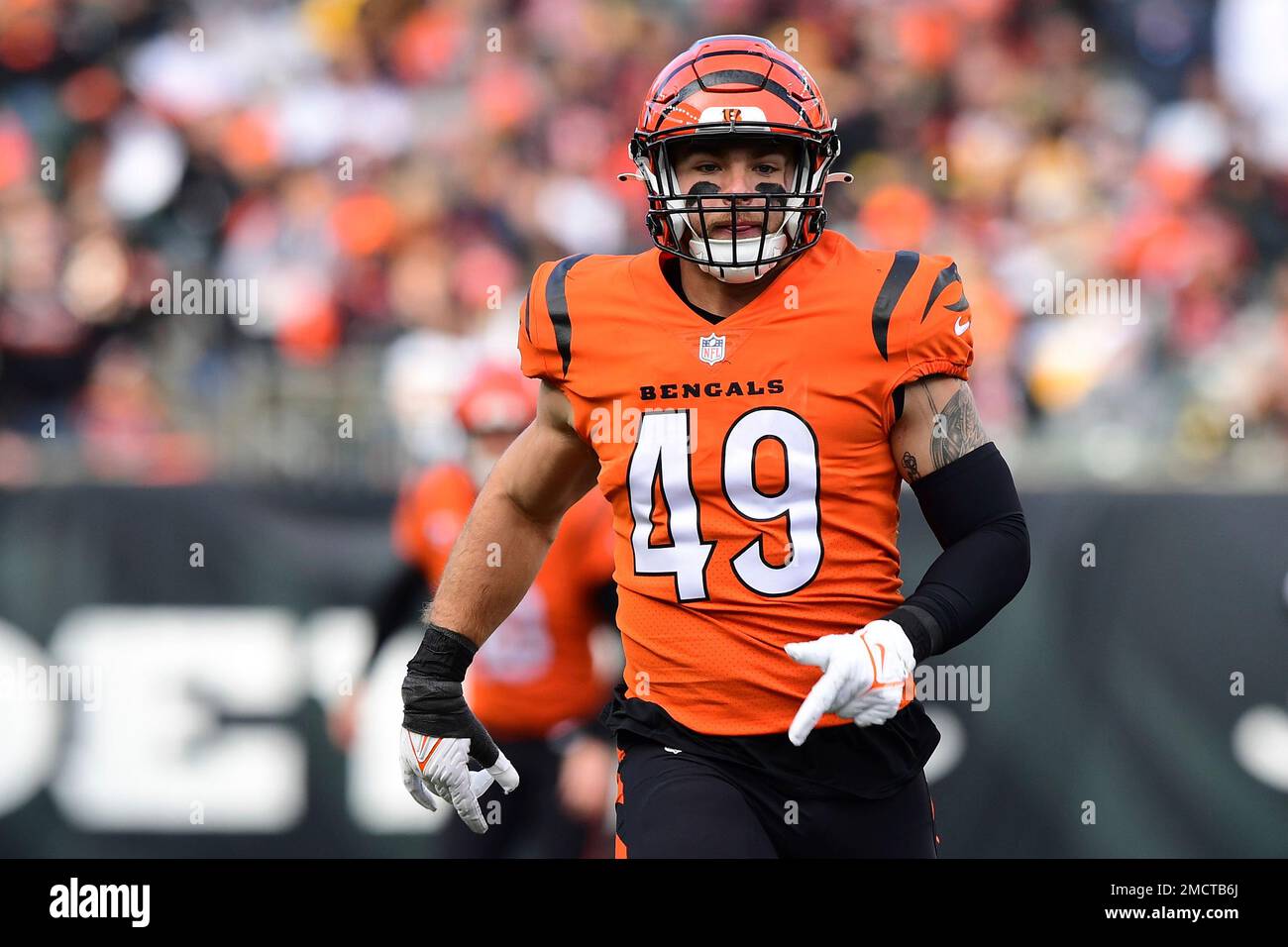Cincinnati Bengals linebacker Joe Bachie (49) runs for the play during ...
