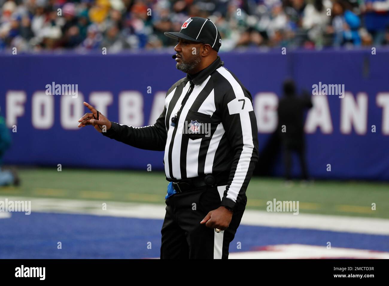 Side judge Keith Washington (7) works during an NFL football game ...