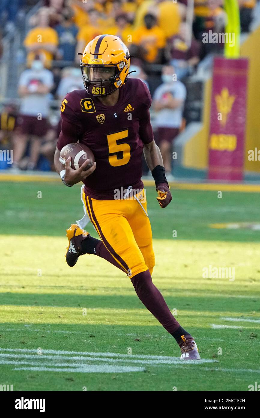 Arizona State quarterback Jayden Daniels (5) in the first half during ...