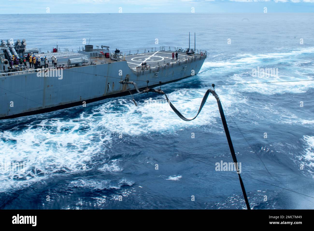 220709-N-UF592-1177 PHILIPPINE SEA (July 9, 2022) The Arleigh Burke ...