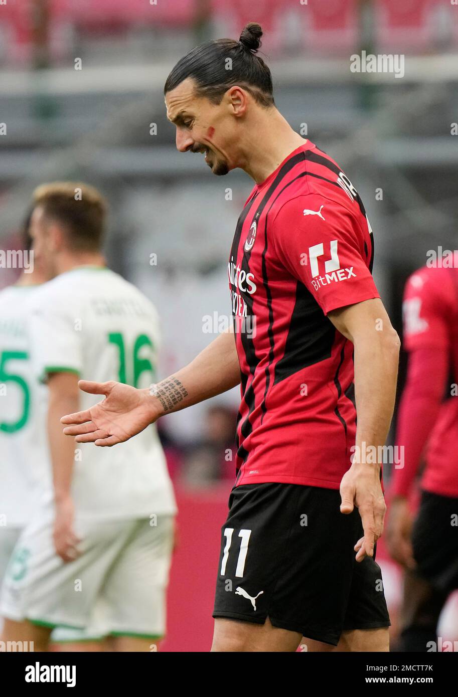 AC Milan's Zlatan Ibrahimovic grimaces during a Serie A soccer match ...