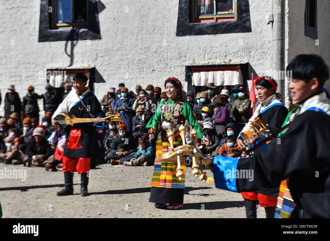 Lhasa, China's Tibet Autonomous Region. 21st Jan, 2023. Actors play ...