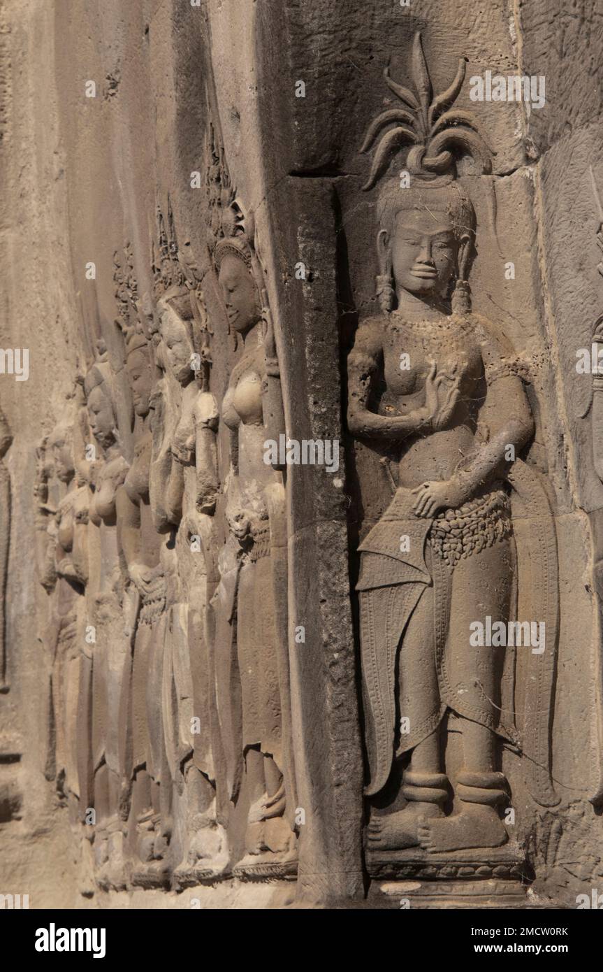 Carvings of apsara dancers, Angkor Wat temple, Siem Riep, Cambodia ...