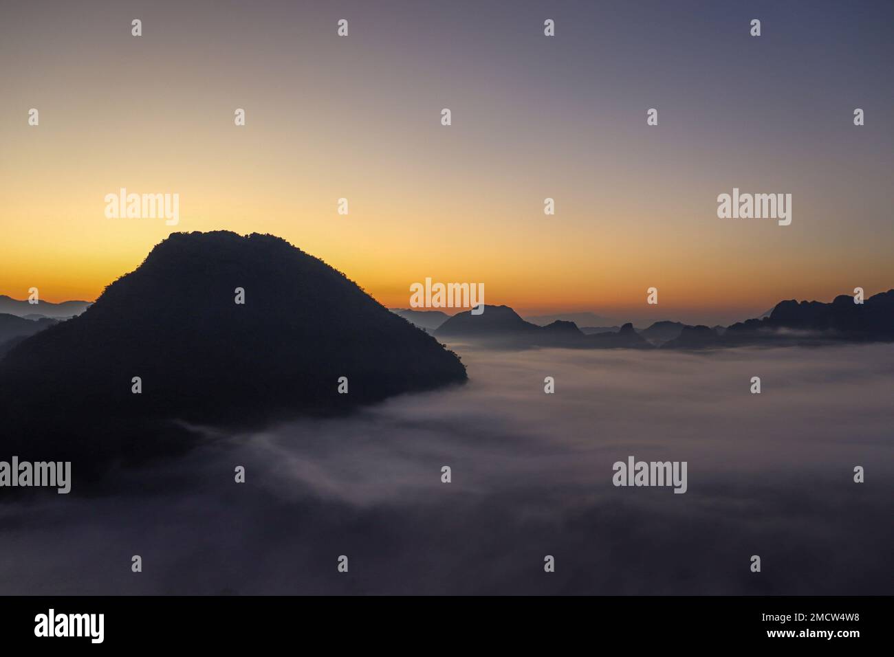 Sunrise above southeast asia hi-res stock photography and images - Alamy