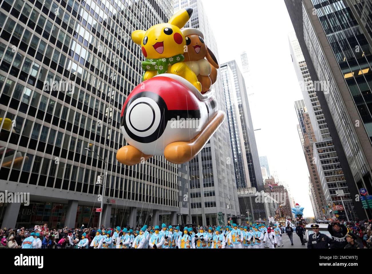The Pikachu and Eevee balloon floats in the Macy's Thanksgiving Day ...