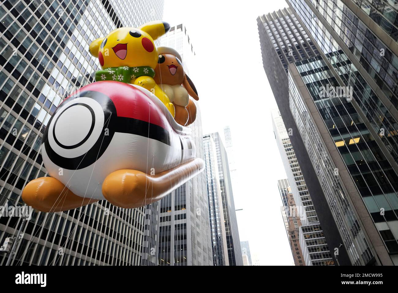 The Pikachu and Eevee balloon floats in the Macy's Thanksgiving Day ...
