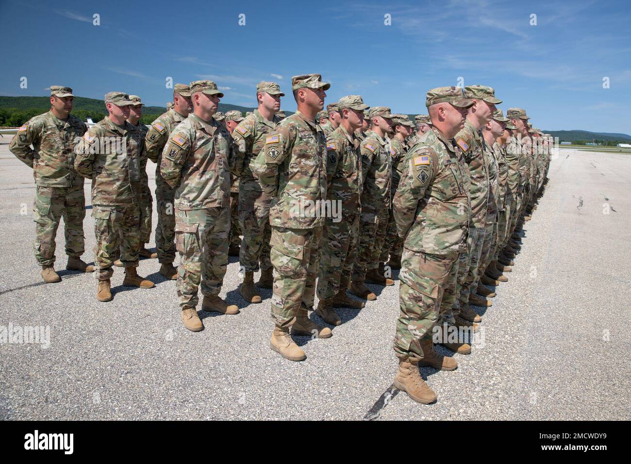 U.S. Army Soldiers of the 572nd Brigade Engineer Battalion, and 186th ...