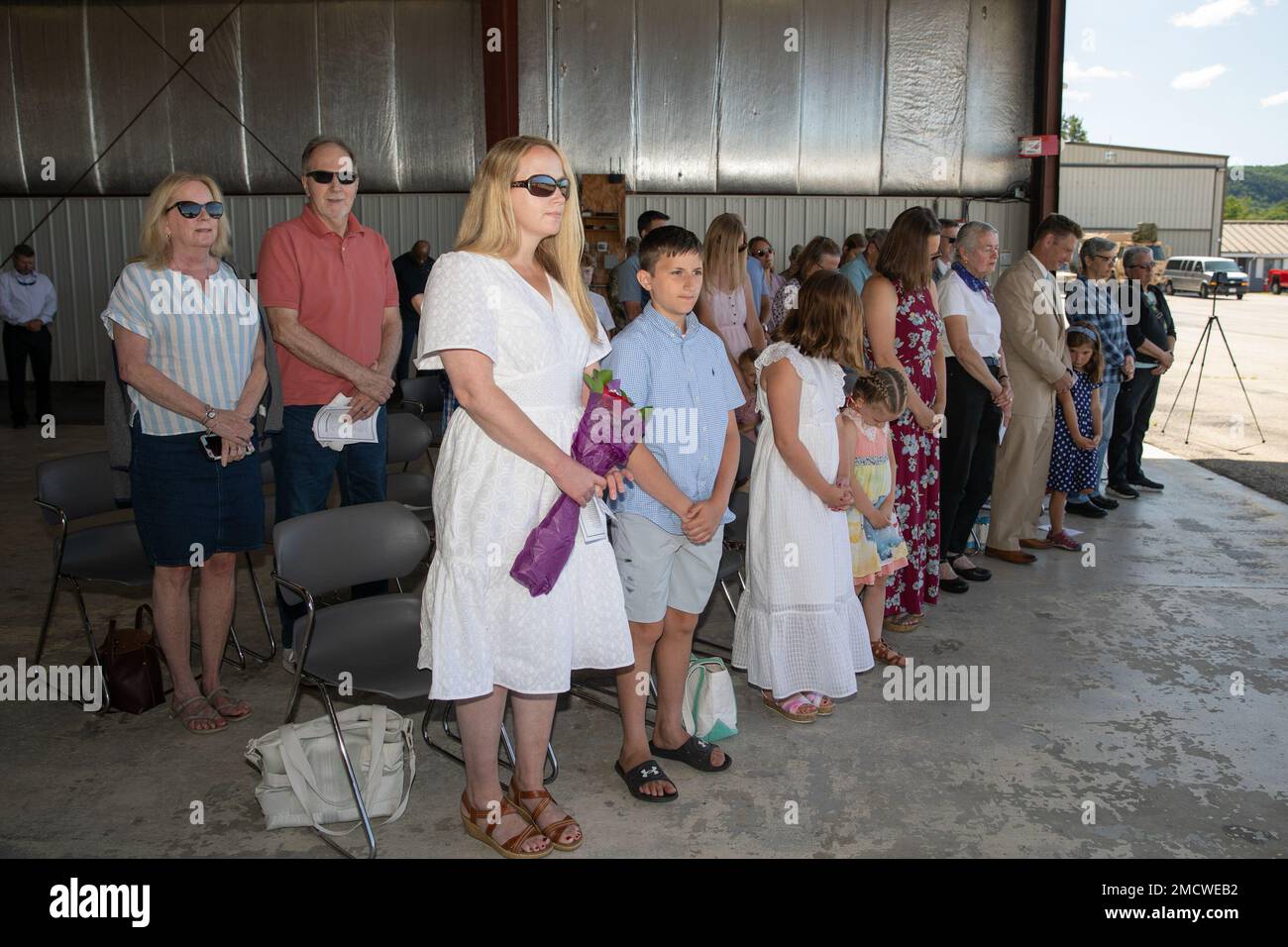 Family and friends of the 572nd Brigade Engineer Battalion and 186th ...