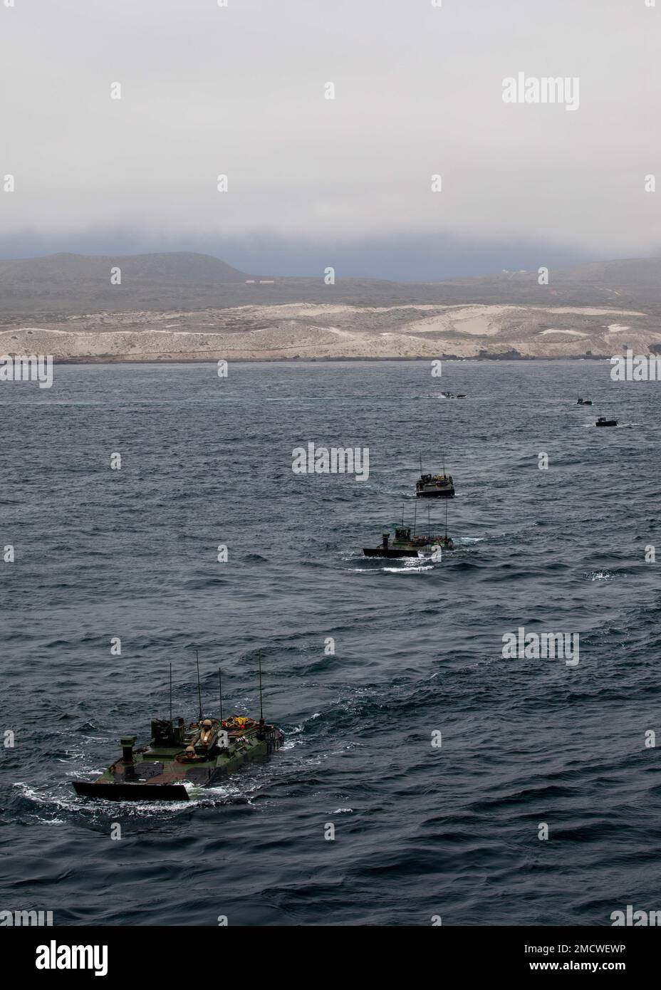 220710-N-IV962-1271 PACIFIC OCEAN (July 10, 2022) - Amphibious Combat ...