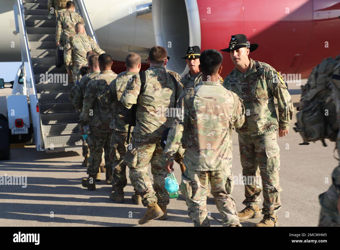 U.S. Army Soldiers assigned to the 3rd Armored Brigade Combat Team, 1st ...