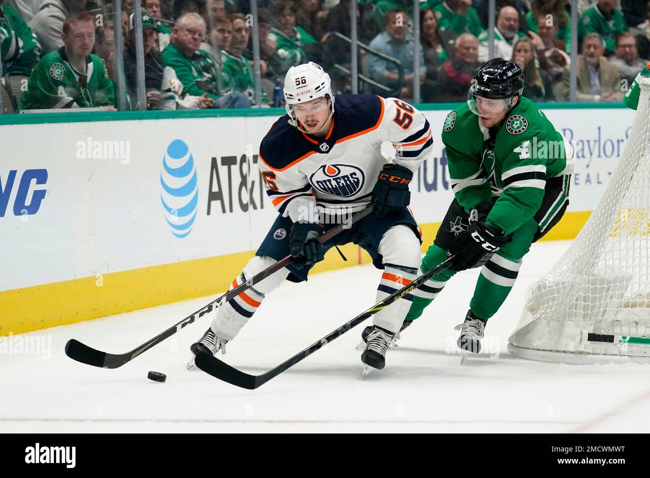 Edmonton Oilers right wing Kailer Yamamoto controls the puck in front ...